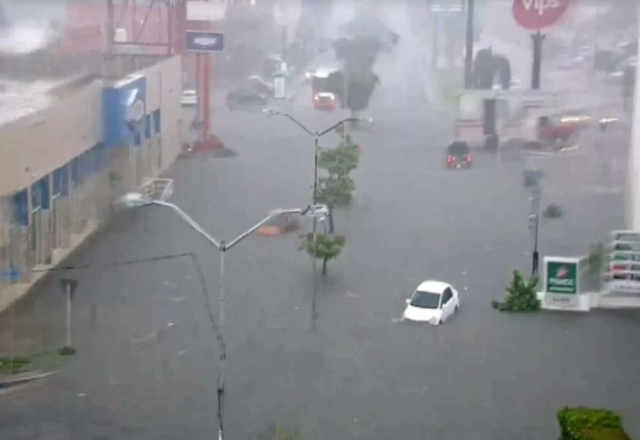Fuertes lluvias provocan inundaciones en Mérida; prevén mayores ...