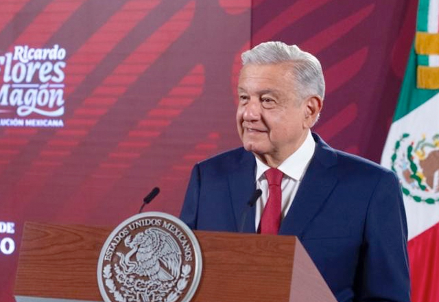 La honestidad es mi escudo protector: AMLO sobre libro El Rey del Cash