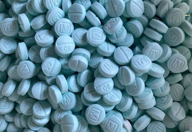 Aseguran 150 mil pastillas de fentanilo y 417 kilos de metanfetamina en ...